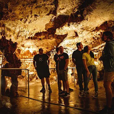 Meramec Caverns - Missouri's Buried Treasure